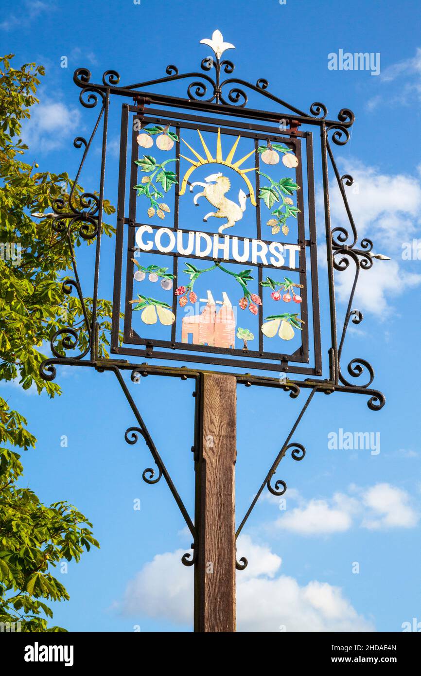 Kent countryside sign hi-res stock photography and images - Alamy