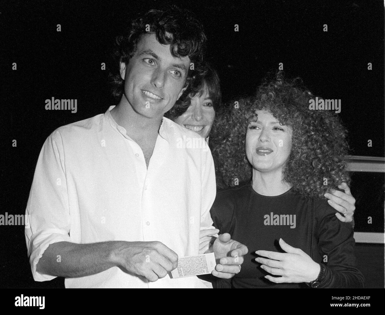 Bernadette peters Black and White Stock Photos & Images - Alamy