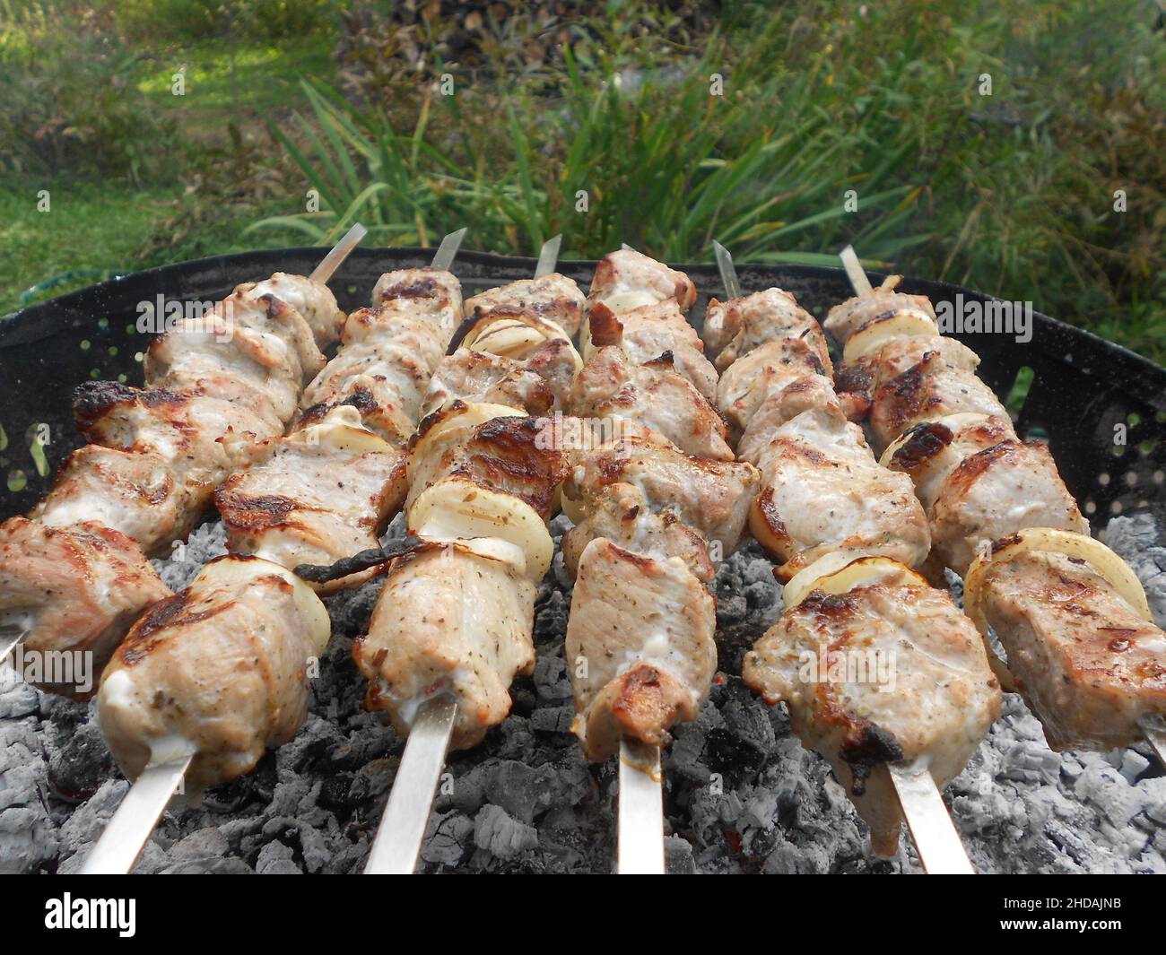 Closeup shot cooked chicken hi-res stock photography and images - Alamy
