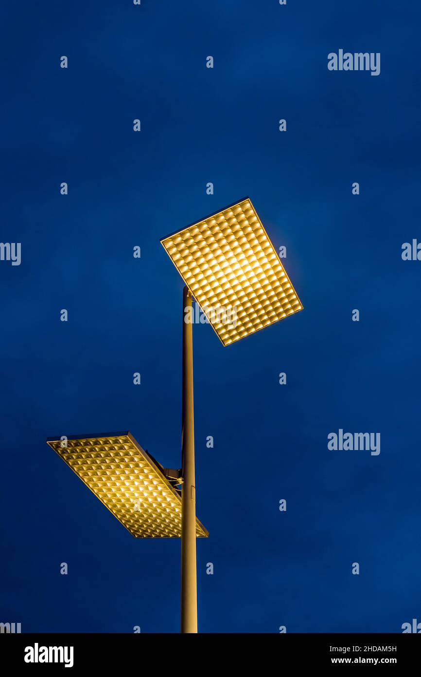 Strom licht hi-res stock photography and images - Alamy