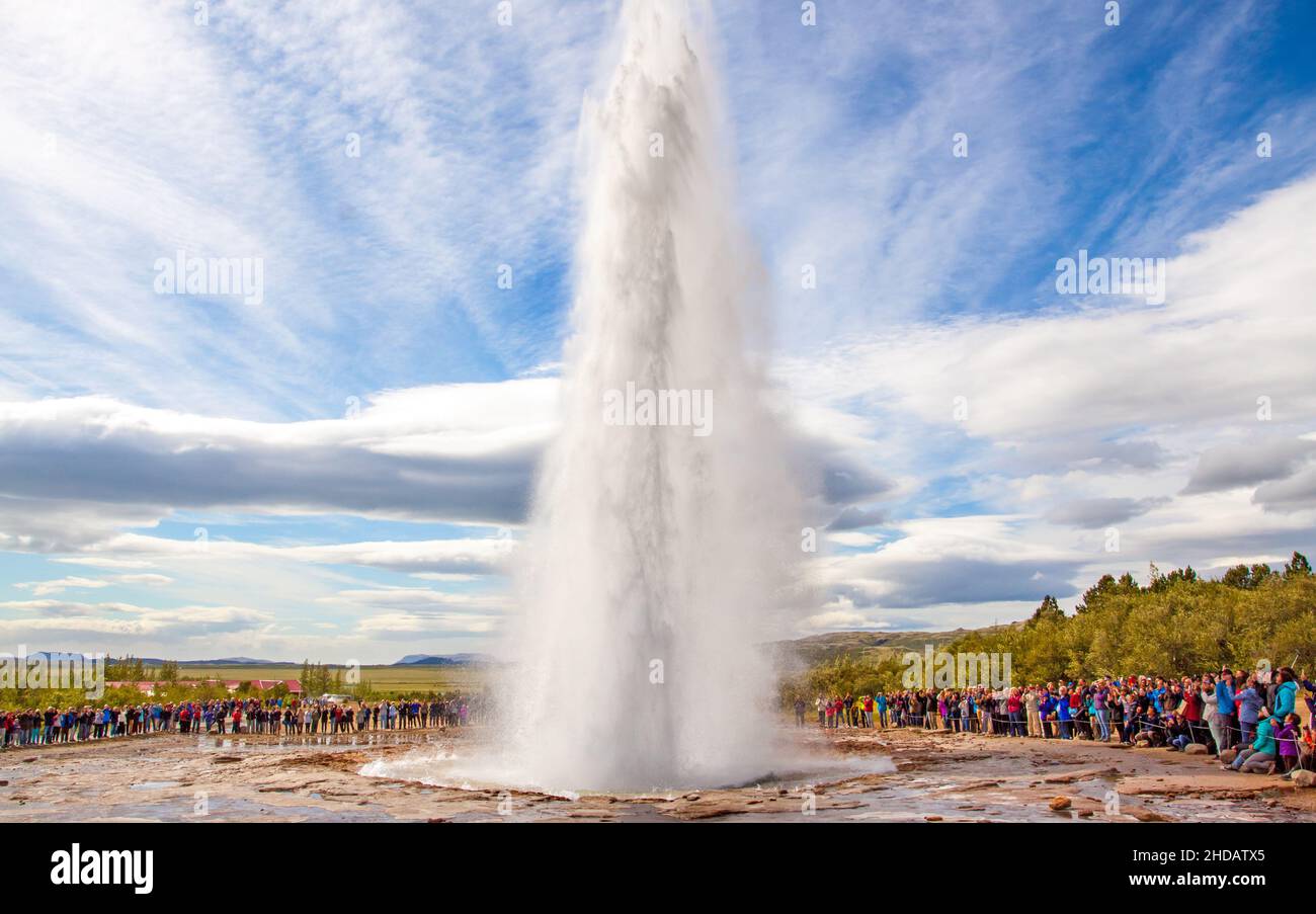 Strokkur geyser in the golden circle of Iceland Stock Photo - Alamy