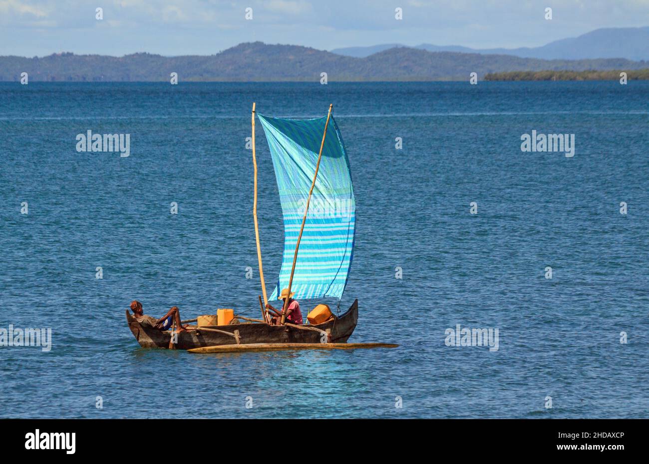 Traditional sailing boat on the Indian Ocean Stock Photo - Alamy