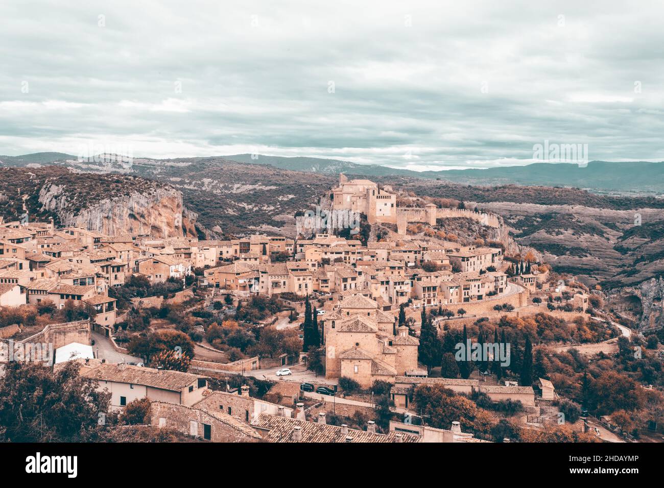 Alquezar, medieval village in Huesca province, Spain Stock Photo - Alamy