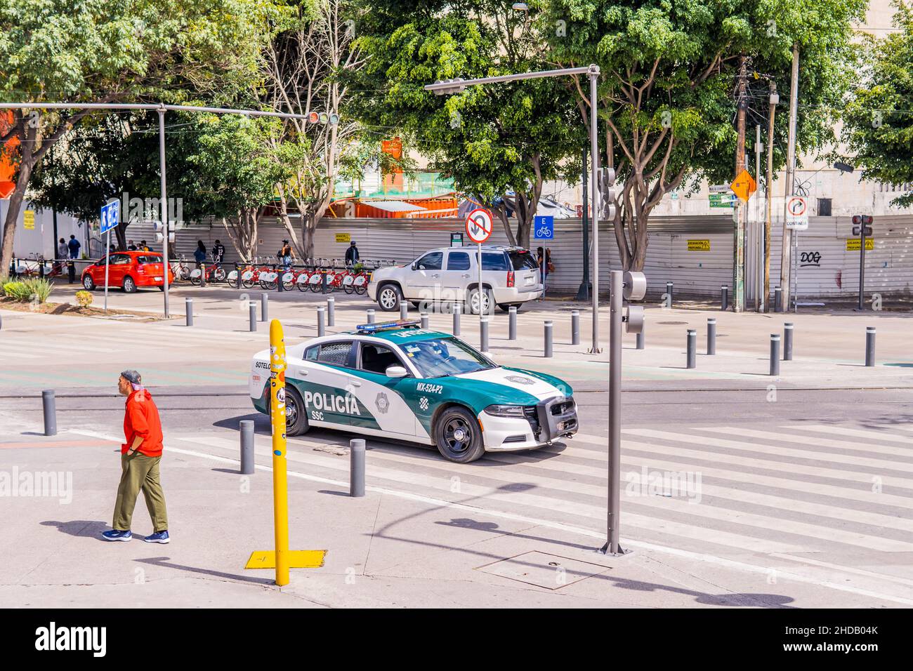 Mexico police car speed hi-res stock photography and images - Alamy