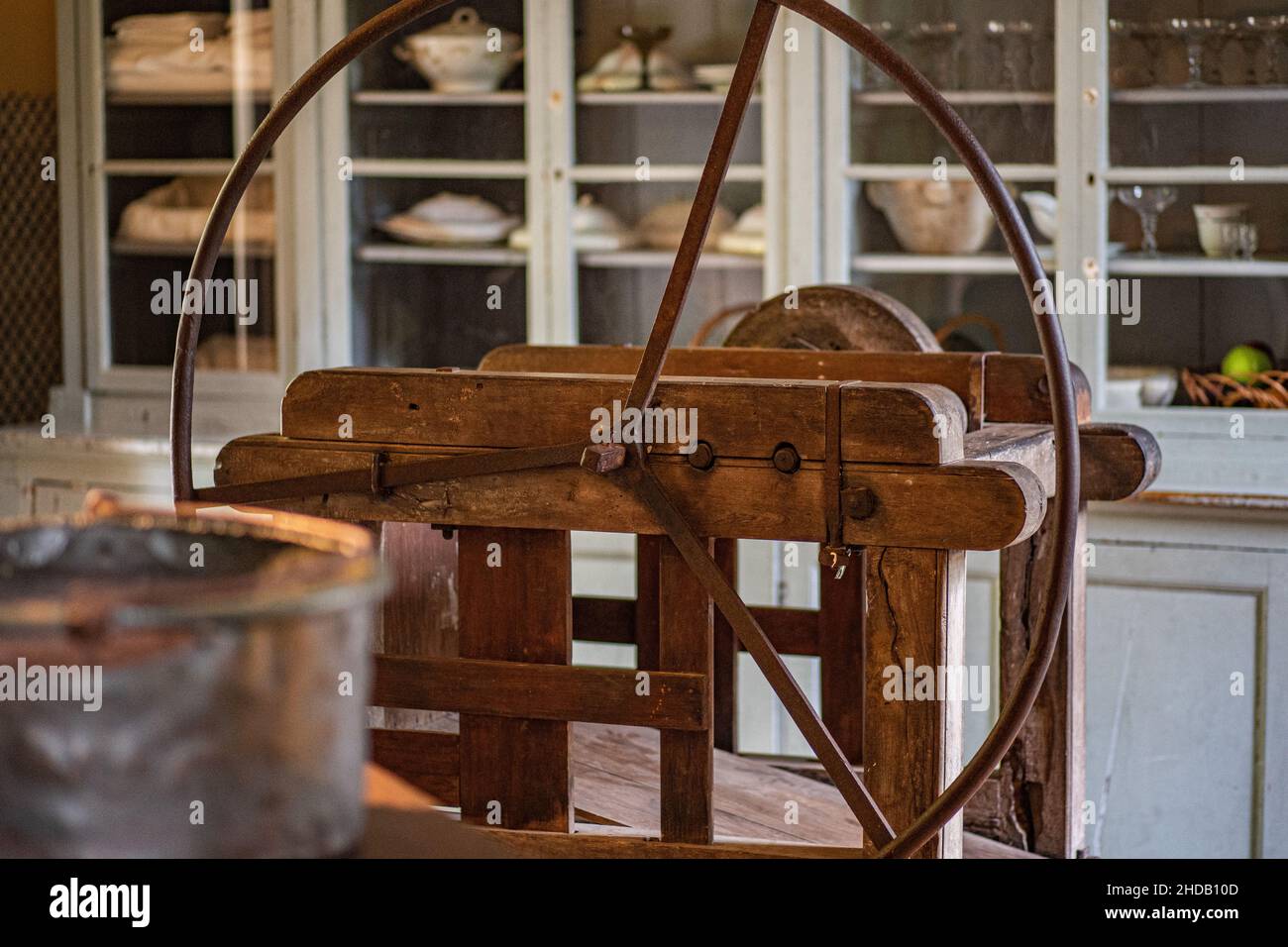 Old black color machine hi-res stock photography and images - Alamy