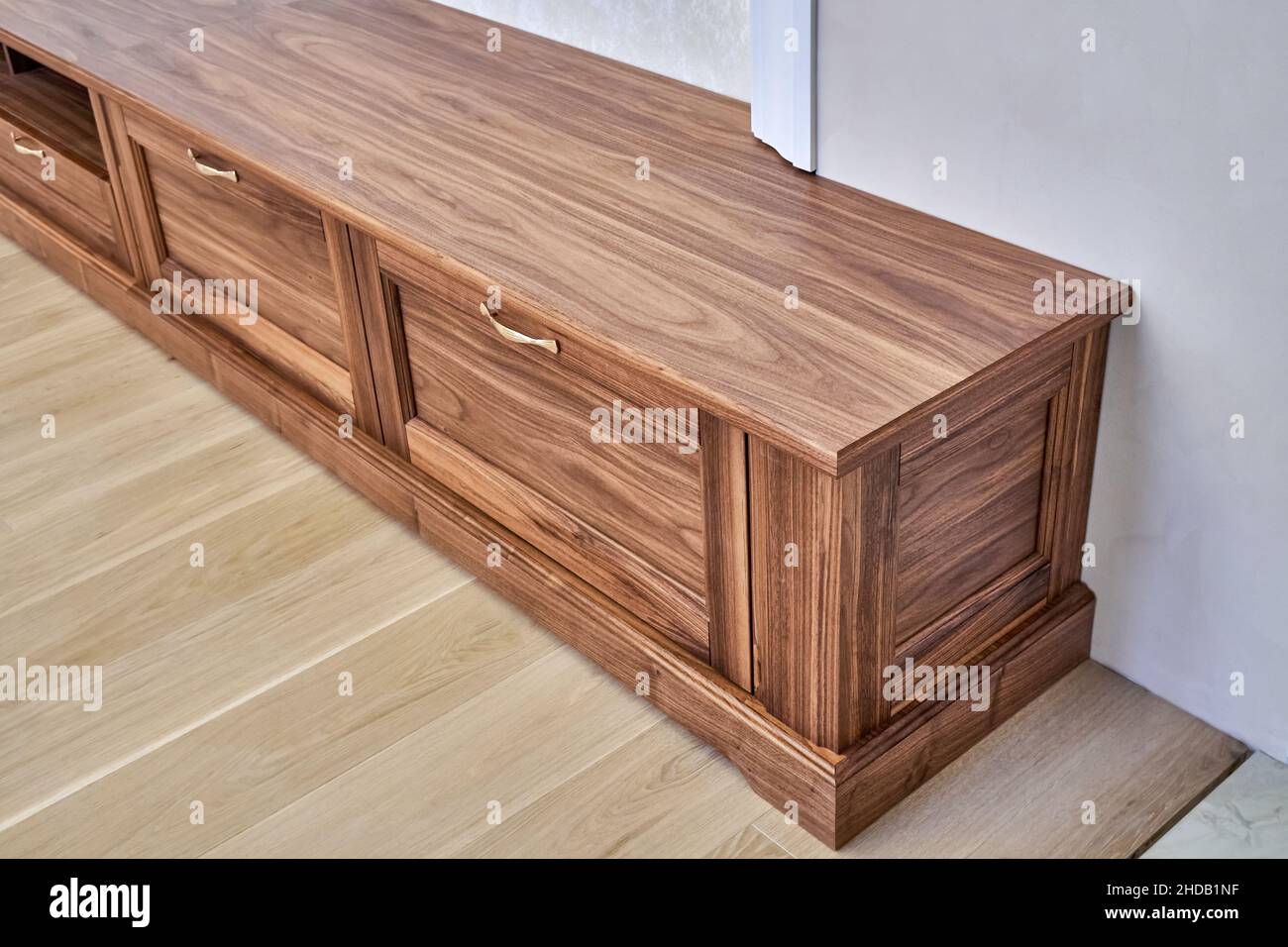 Solid walnut with walnut veneer hi-res stock photography and images - Alamy
