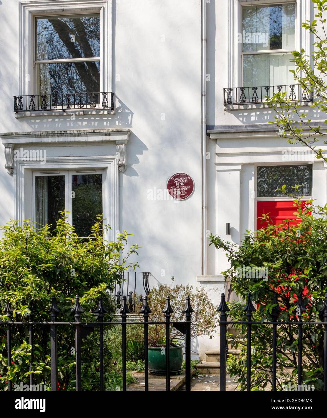 Memorial plaque erected in Holland Park Avenue, London, for Caroline ...