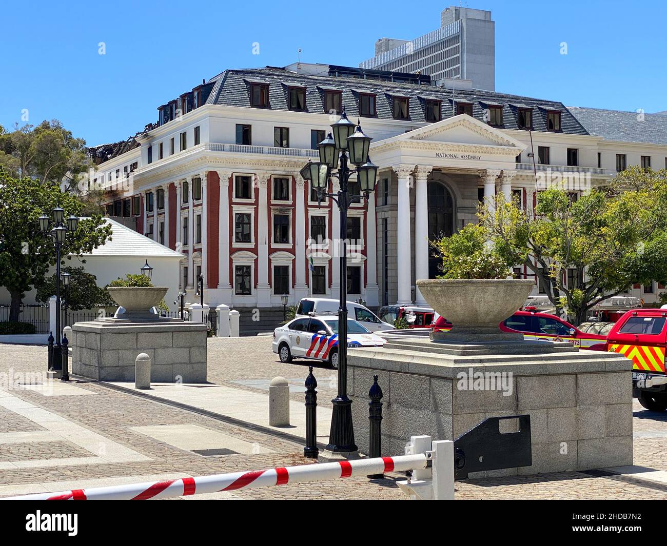 South african parliament building hi-res stock photography and images ...