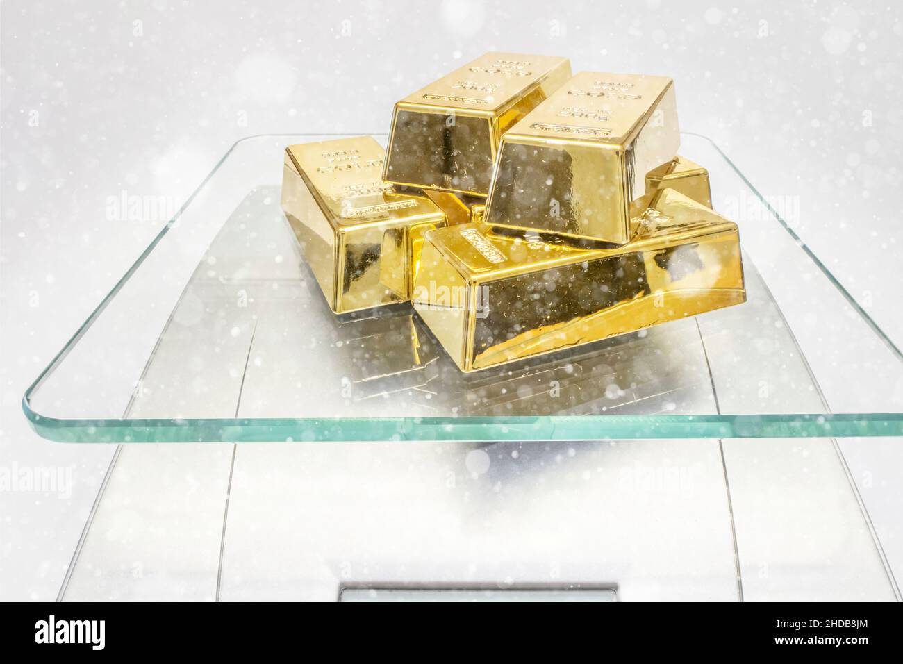 Gold bars vault hi-res stock photography and images - Alamy