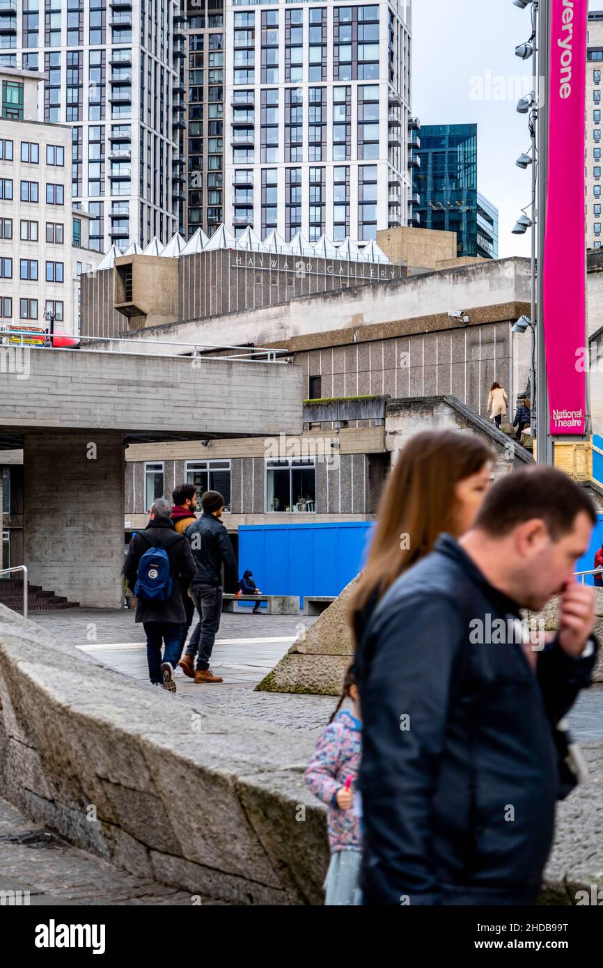 London England UK January 02 2022, People Walking Past National Theatre ...