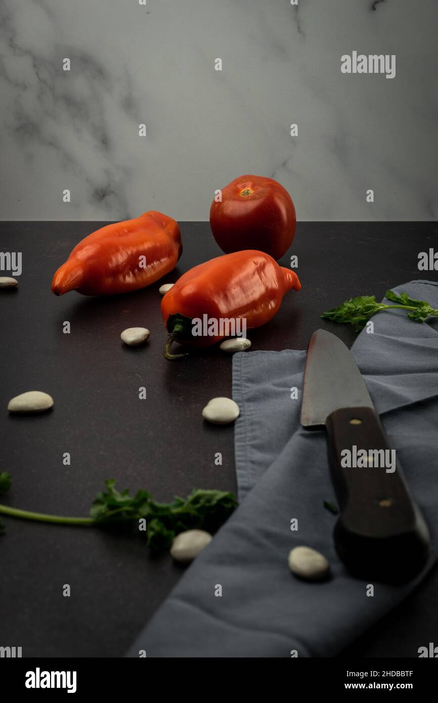 Messy knife food hi-res stock photography and images - Alamy