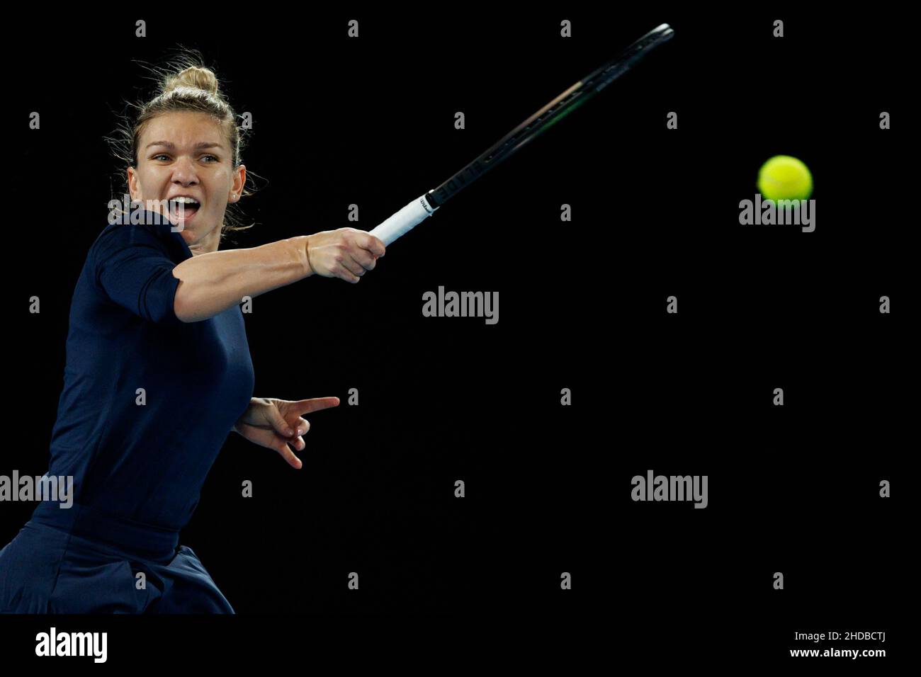 Simona halep forehand hi-res stock photography and images - Alamy
