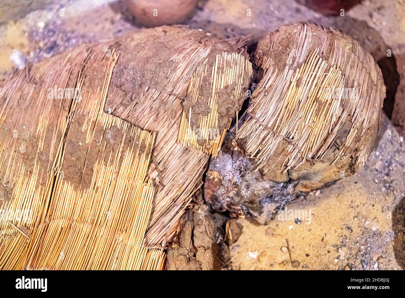 Predynastic grave hi-res stock photography and images - Alamy