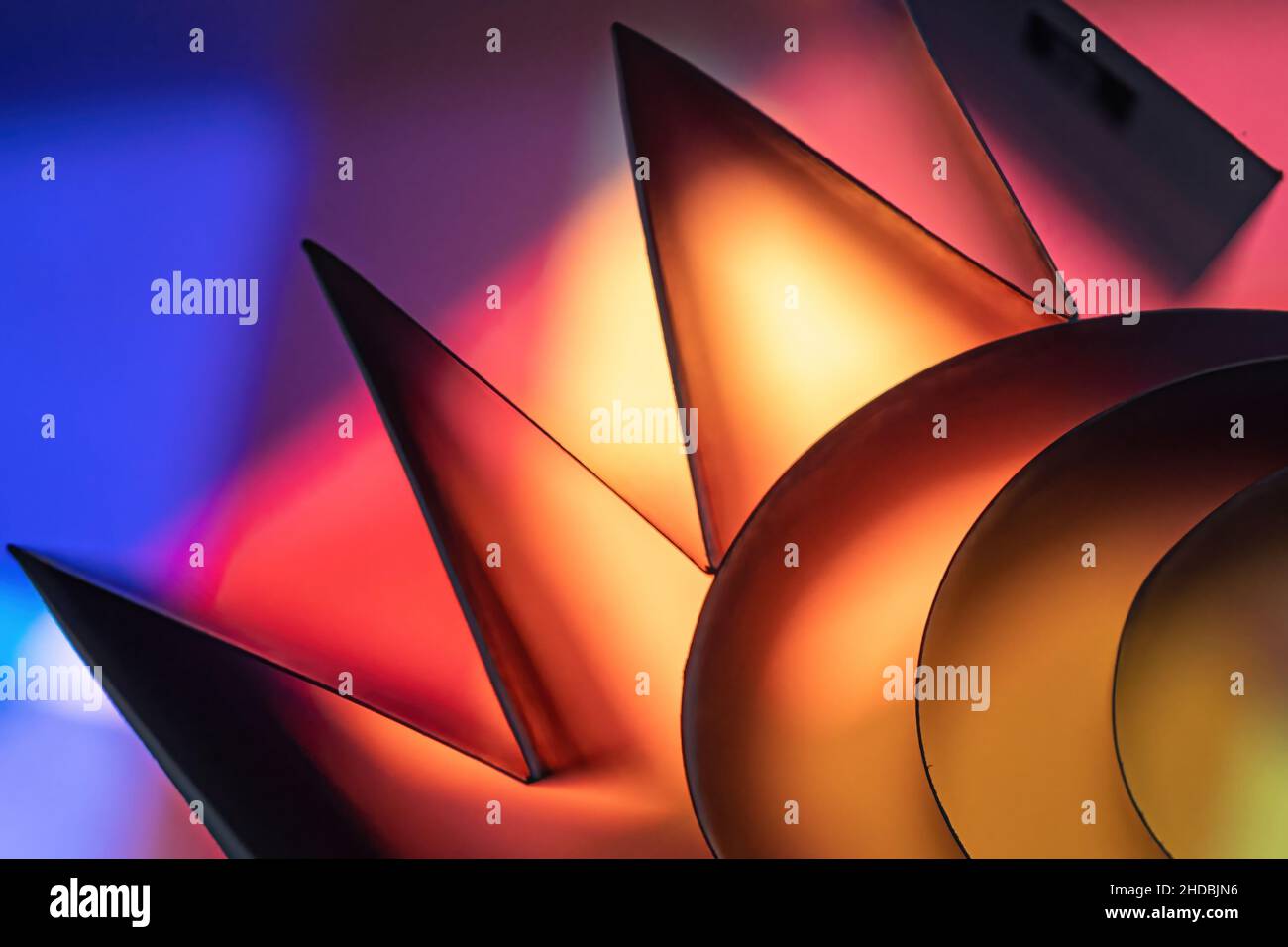 Circular shapes hi-res stock photography and images - Alamy