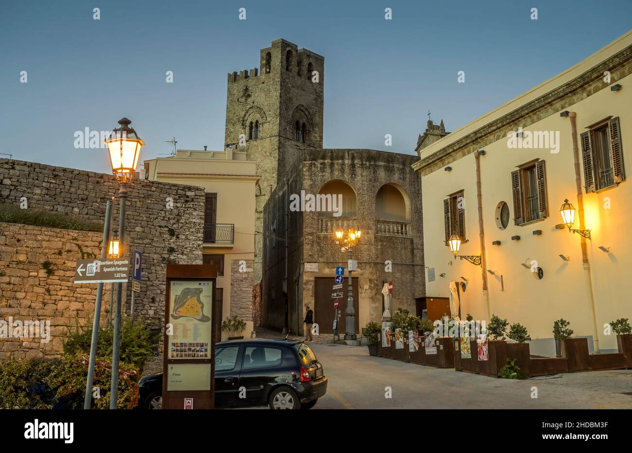 Altstadt trapani hi-res stock photography and images - Alamy