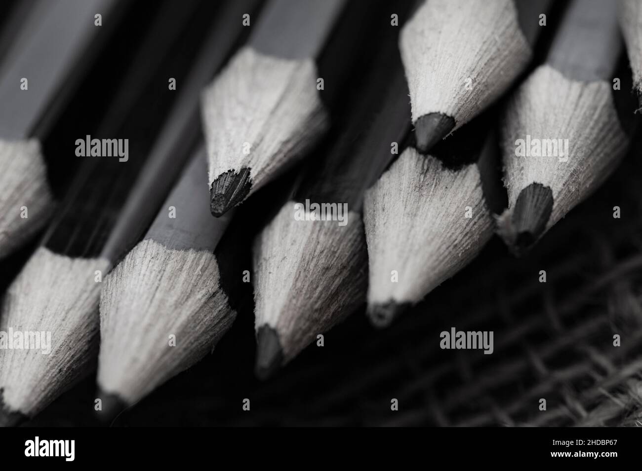 Graphite pencils hi-res stock photography and images - Alamy