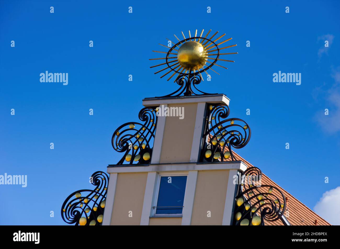 Golden sun symbol hi-res stock photography and images - Alamy