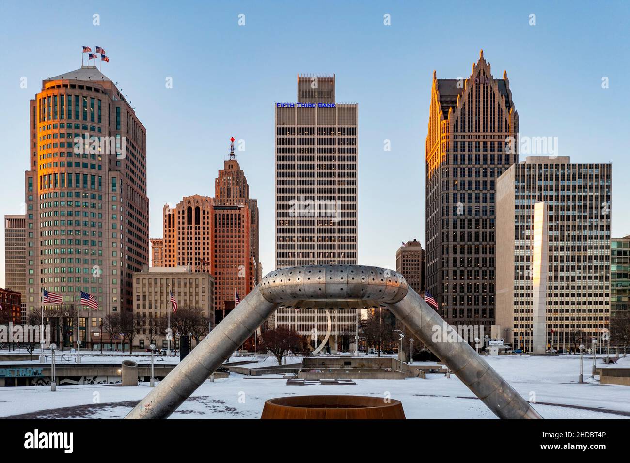 Detroit, Michigan - The Dodge Fountain in Hart Plaza and the Detroit ...
