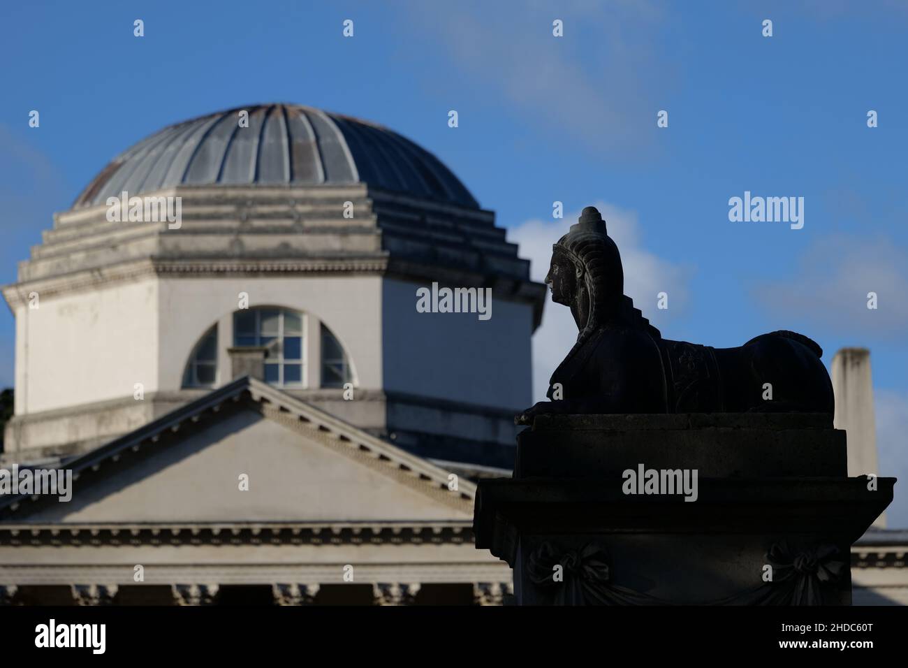 Chiswick house london sphinx hi-res stock photography and images - Alamy