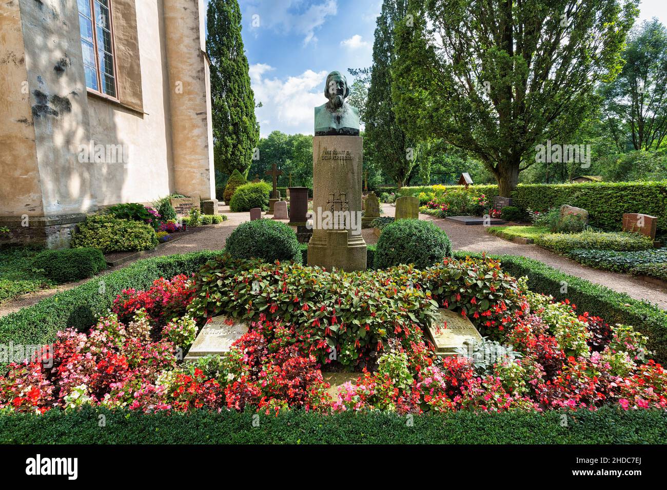 Listed grave of August Heinrich Hoffmann von Fallersleben, cemetery of ...