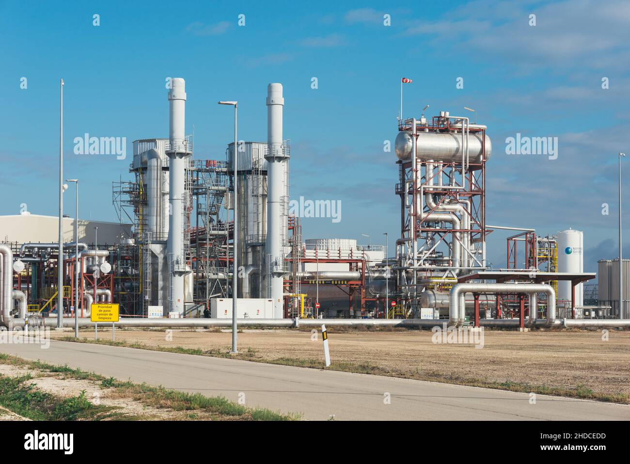 Factory renewable electrical energy. Thermal plant Stock Photo - Alamy