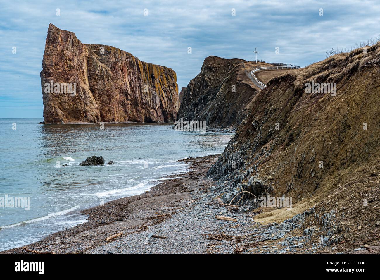 Canada cliffs hi-res stock photography and images - Alamy
