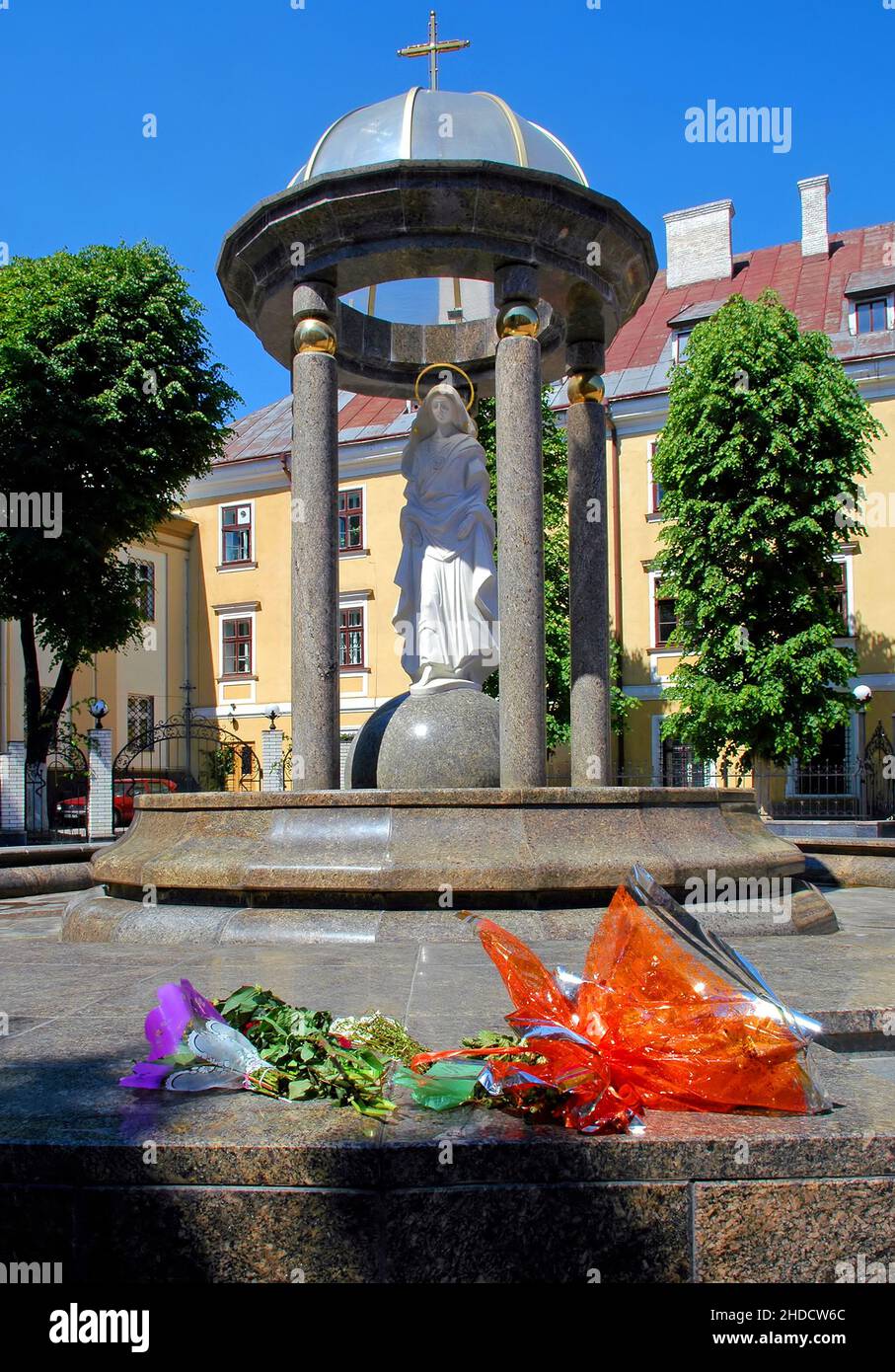 Ivano Frankivsk, Ukraine: Statue of the Virgin Mary in a rotunda on ...
