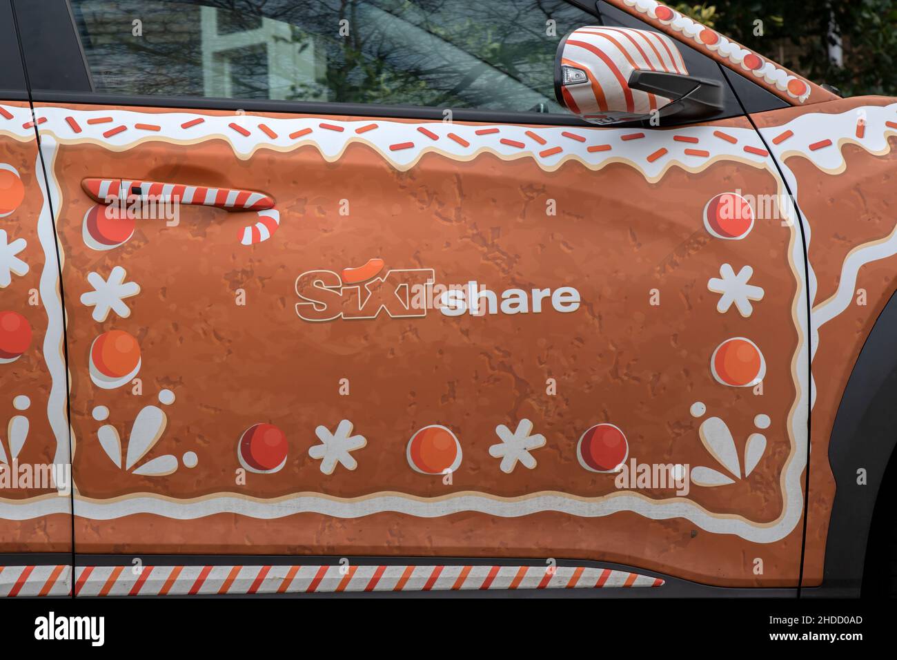 Sixt Share Christmas Theme Rental Car At Amsterdam The Netherlands 4-1 ...
