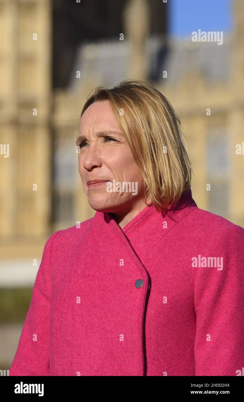 Helen Morgan MP (LibDem: North Shropshire) in Victoria Tower Gardens ...