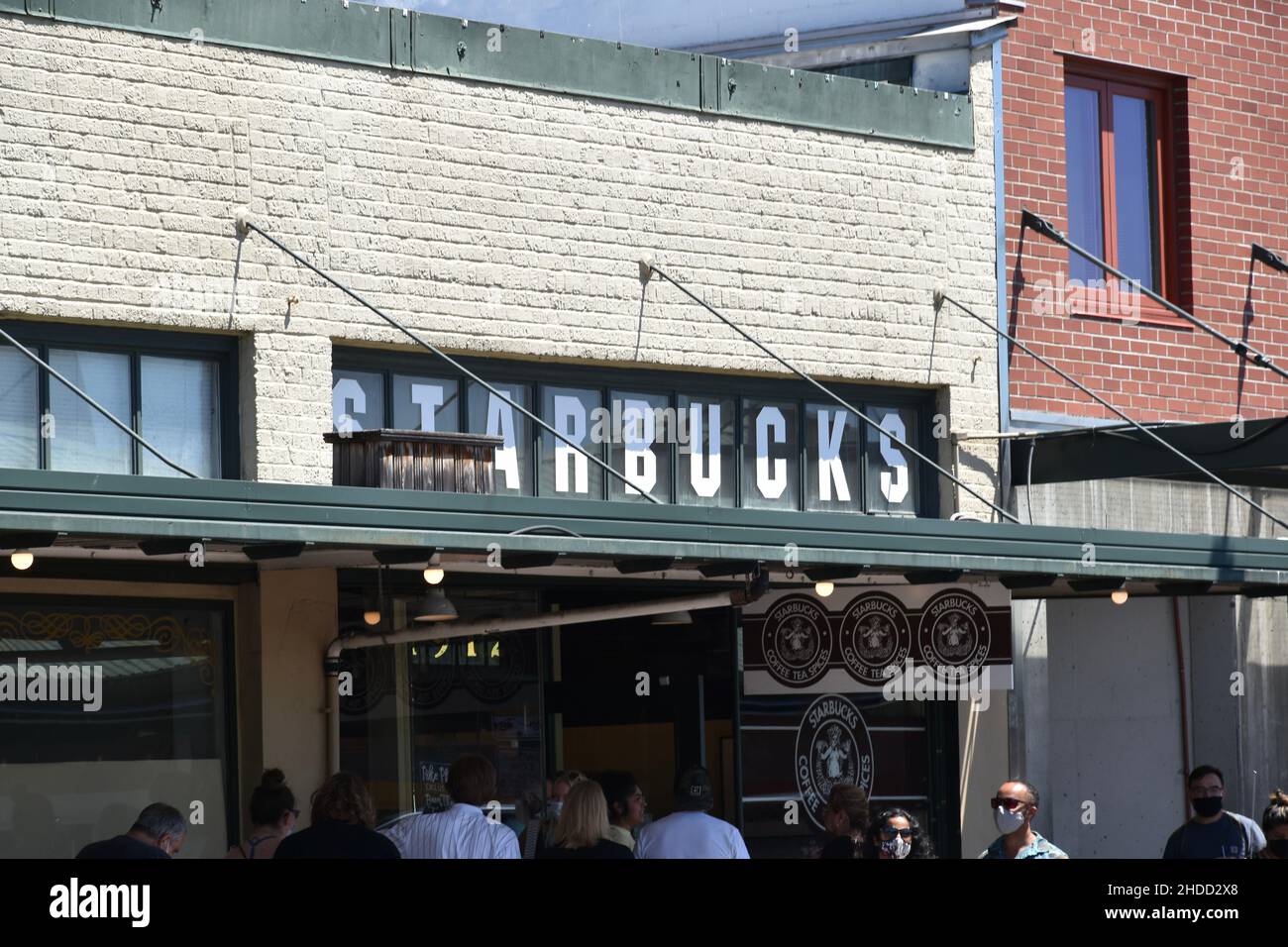 Seattle's iconic Pike Place Public Market above Alaskan Way, Seattle ...