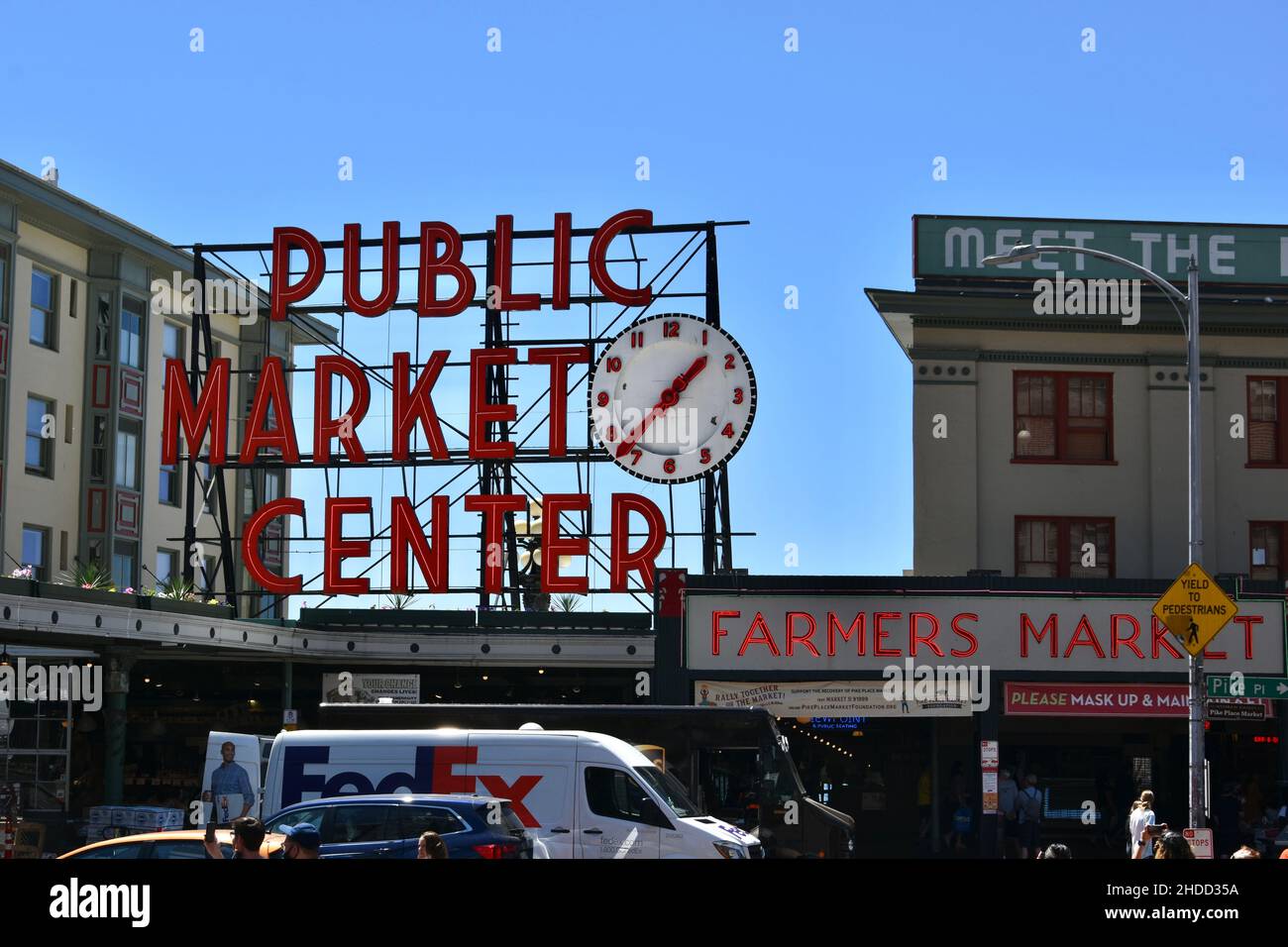 Seattle's iconic Pike Place Public Market above Alaskan Way, Seattle ...