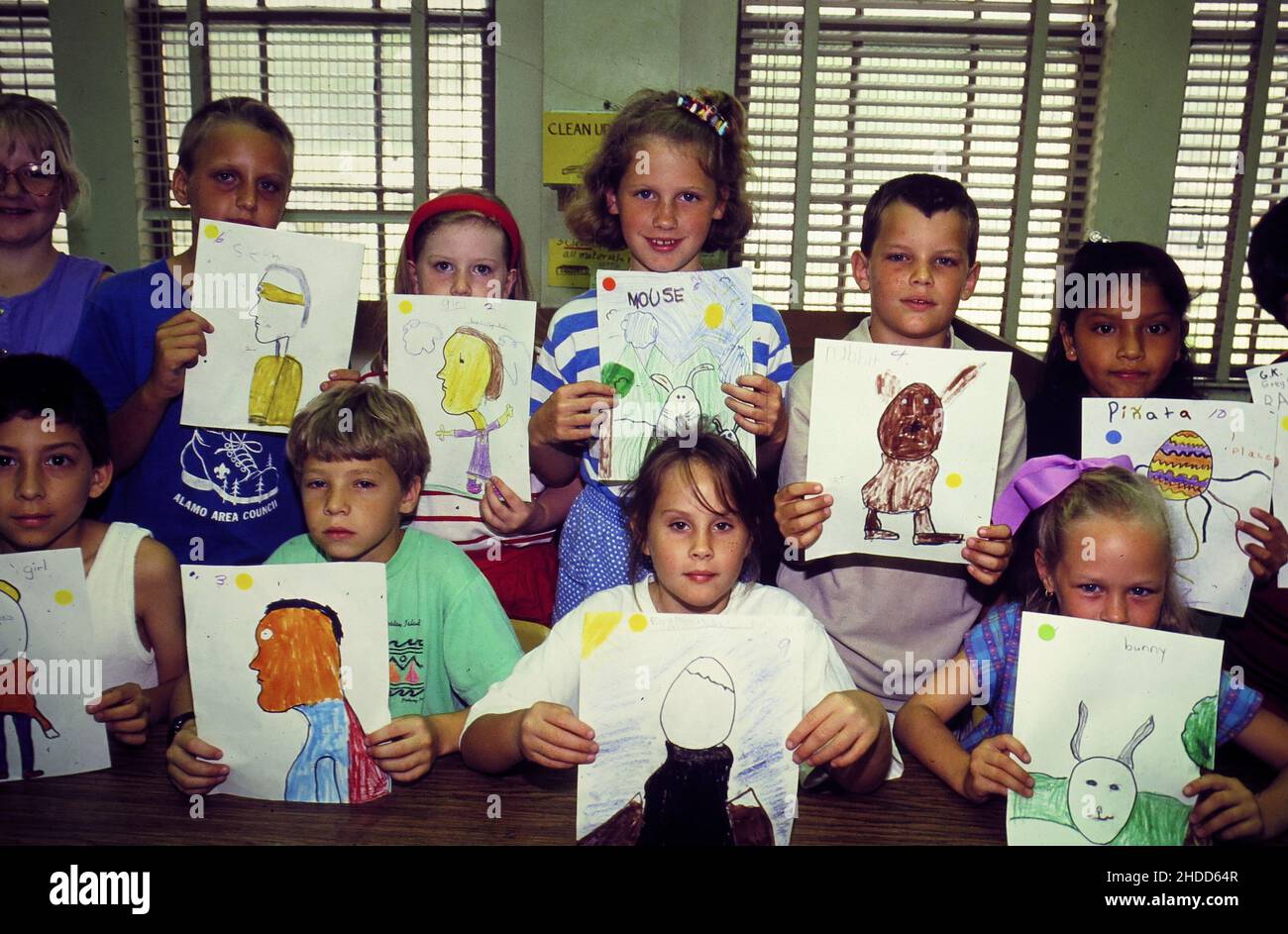 Austin Texas USA, 1994: Fourth grade elementary art class students ...