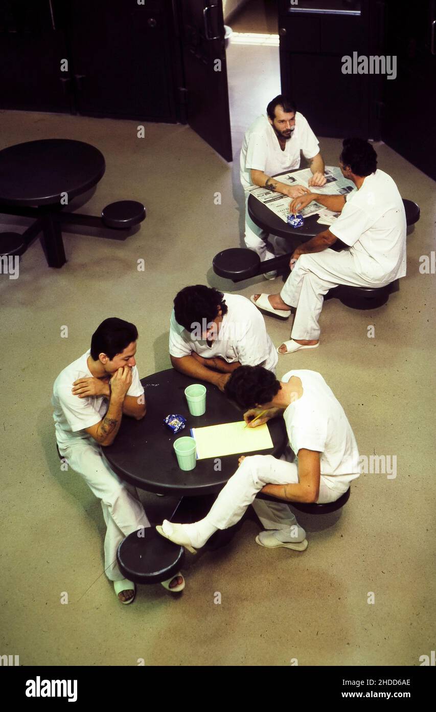 Jail uniform hi-res stock photography and images - Alamy