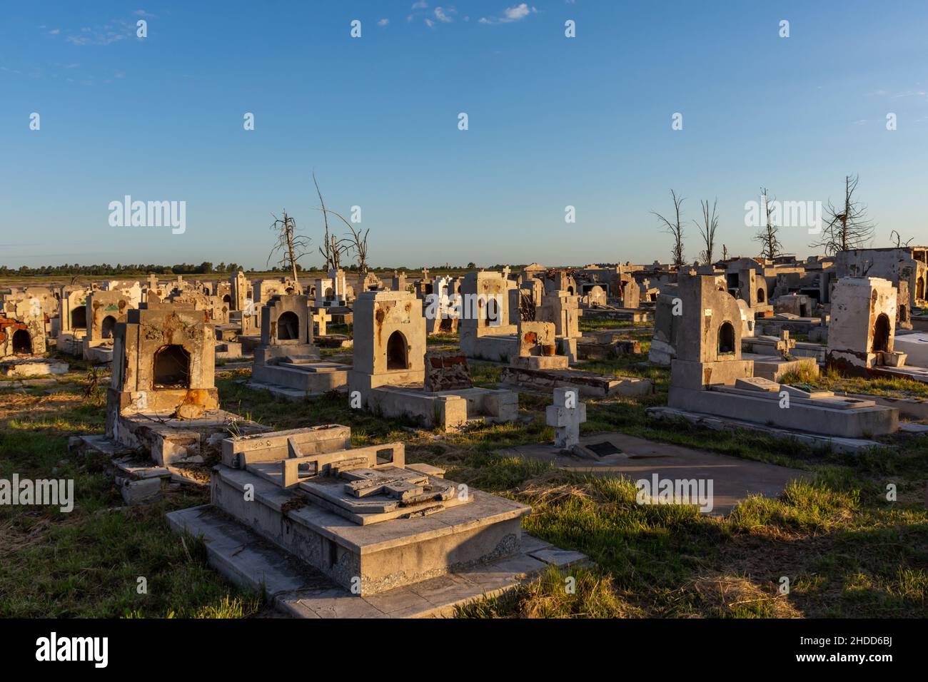Grave stones in field hi-res stock photography and images - Alamy