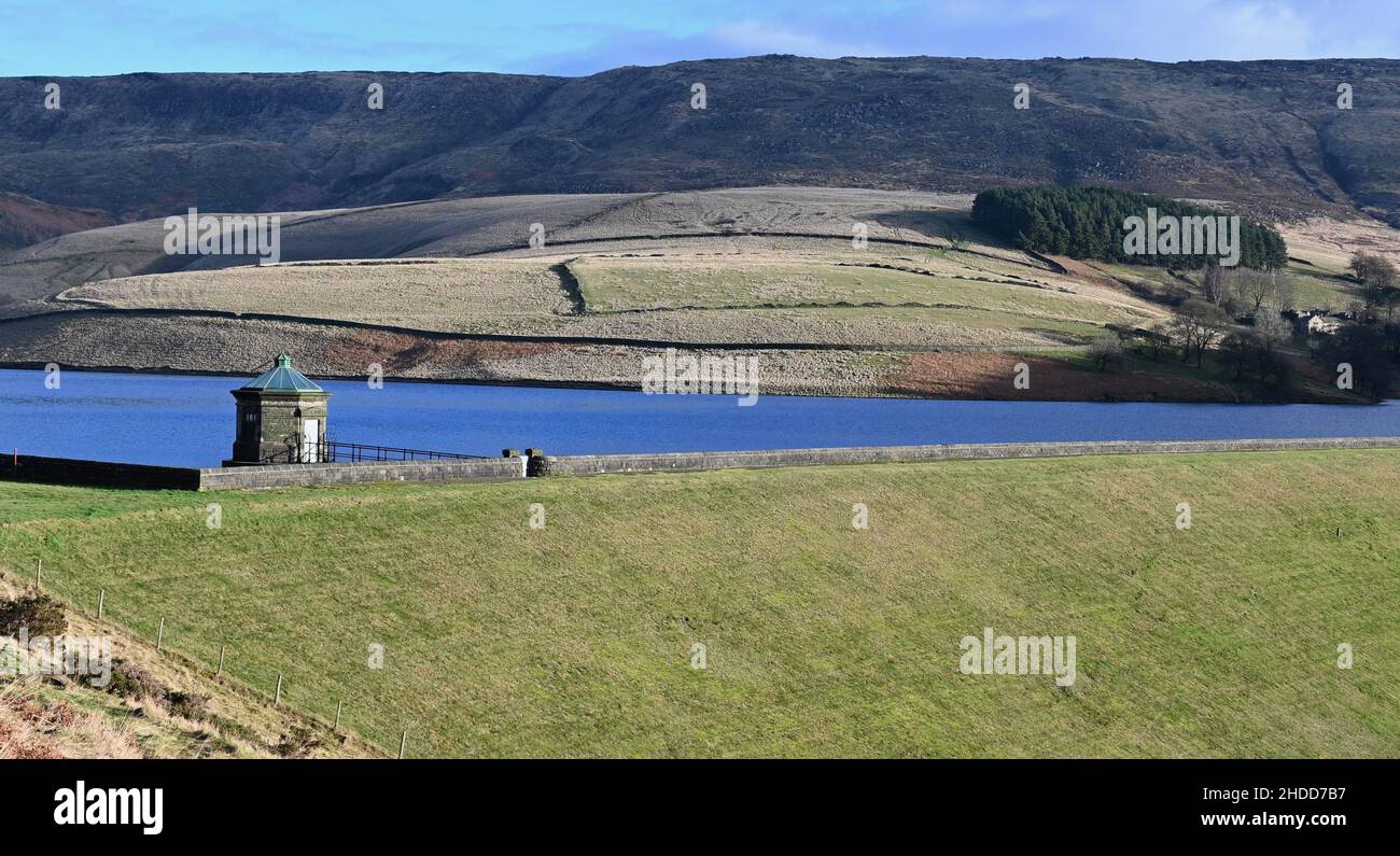 Hayfield reservoir hi-res stock photography and images - Alamy