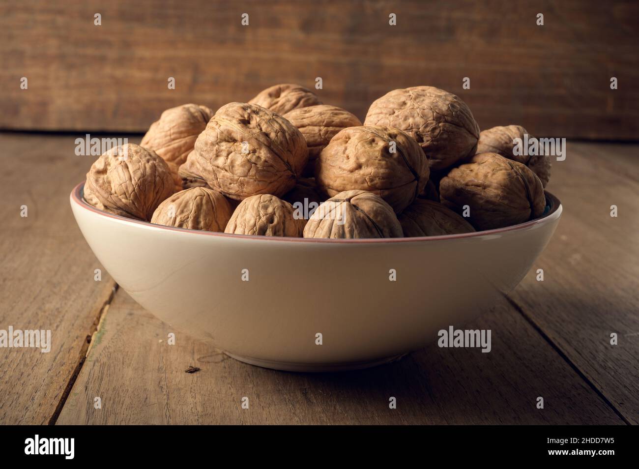 Dark walnut wood hi-res stock photography and images - Alamy