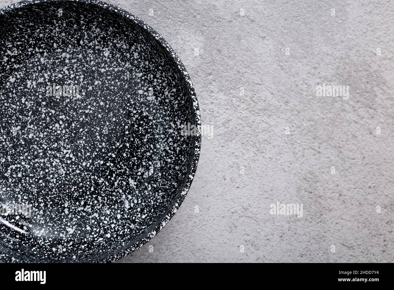 Iron pan texture hi-res stock photography and images - Alamy