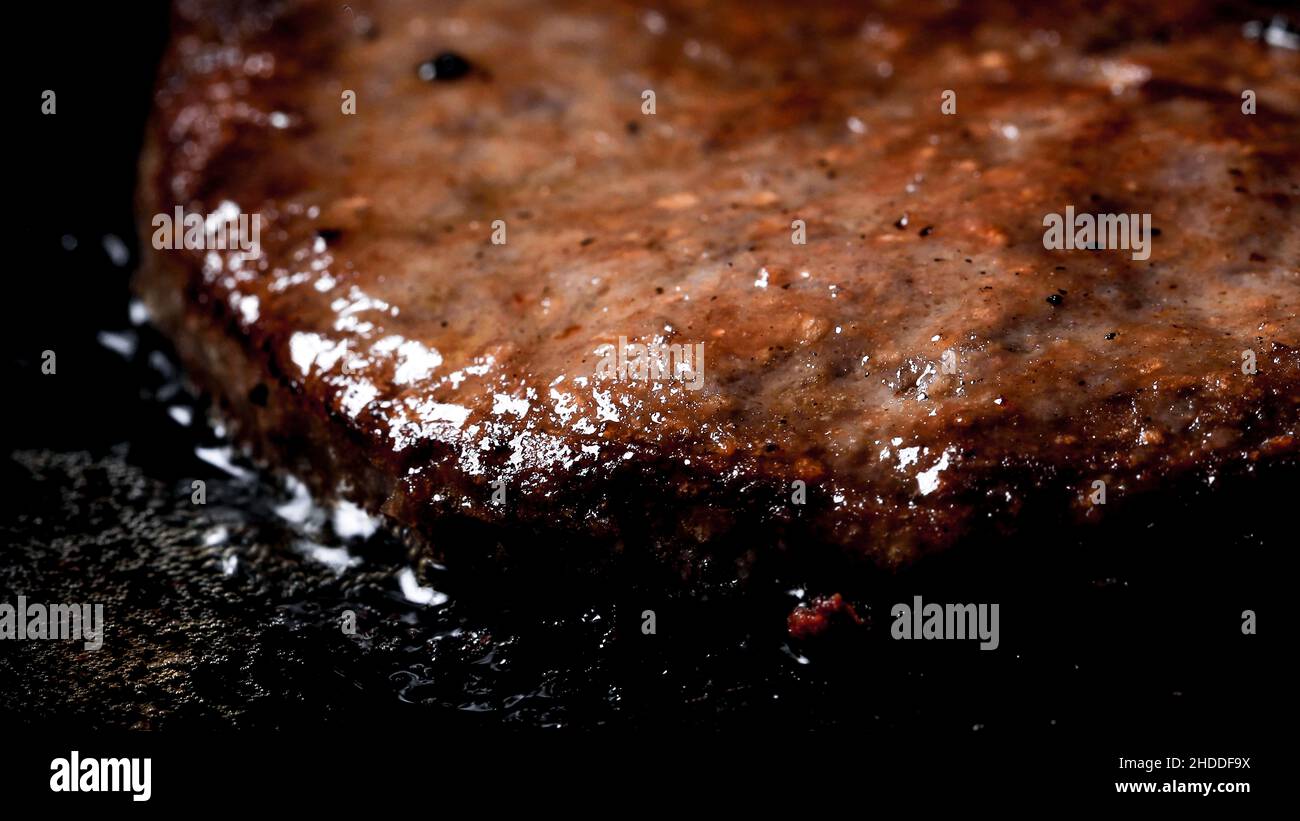 Cooking beef and pork patty for burger Meat roasted Stock Photo - Alamy