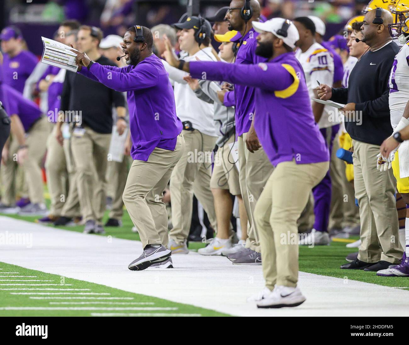 2022 taxact texas bowl hi-res stock photography and images - Alamy