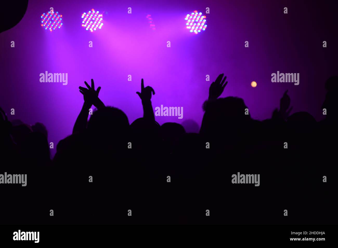 Reverse silhouette image of Dancers in a nightclub Stock Photo - Alamy