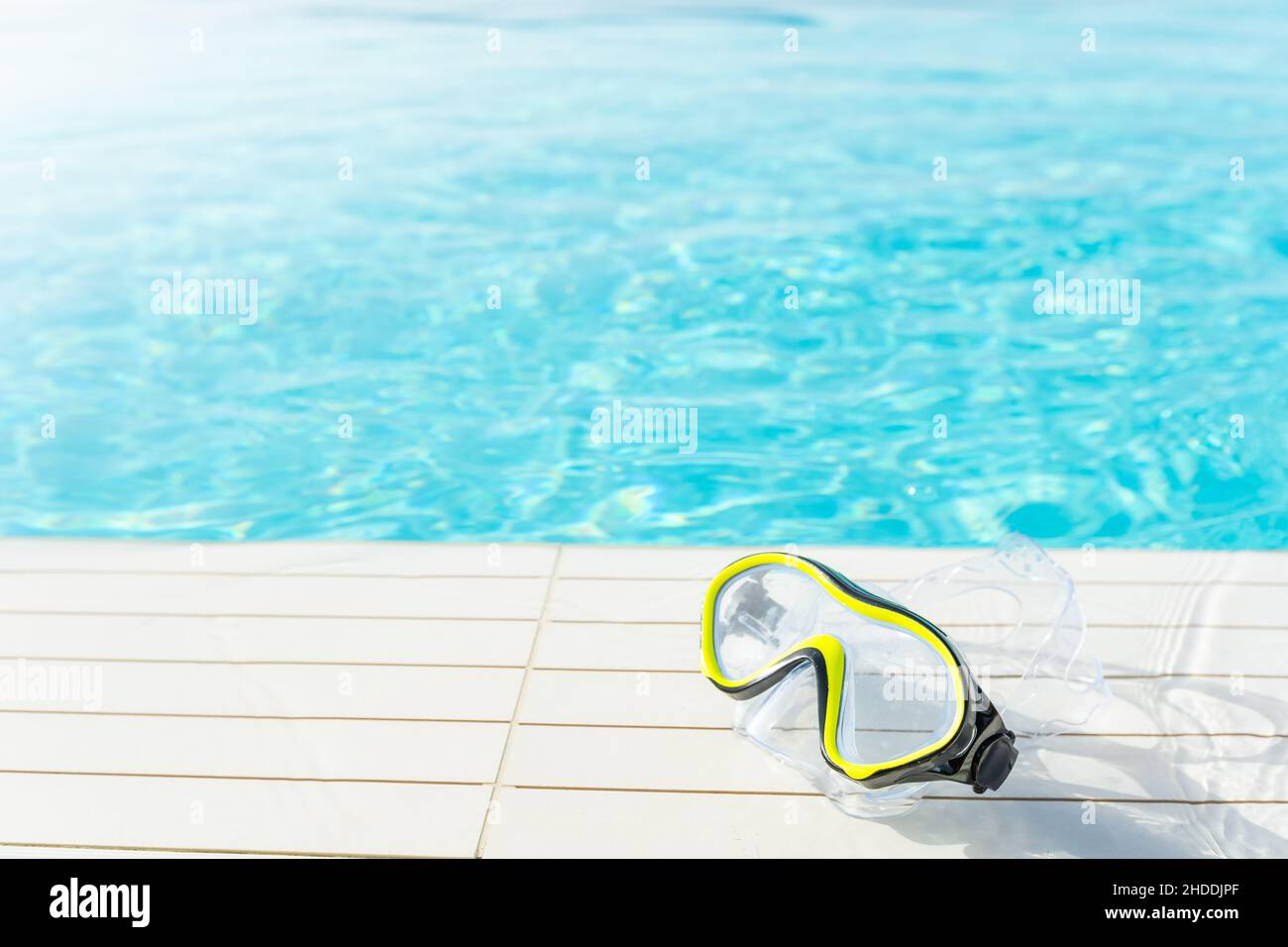 Underwater mask near the pool Stock Photo - Alamy