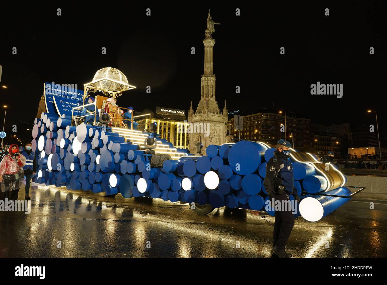 Madrid, Spain. 05th Jan, 2022. A shaped carriage parades during the ...