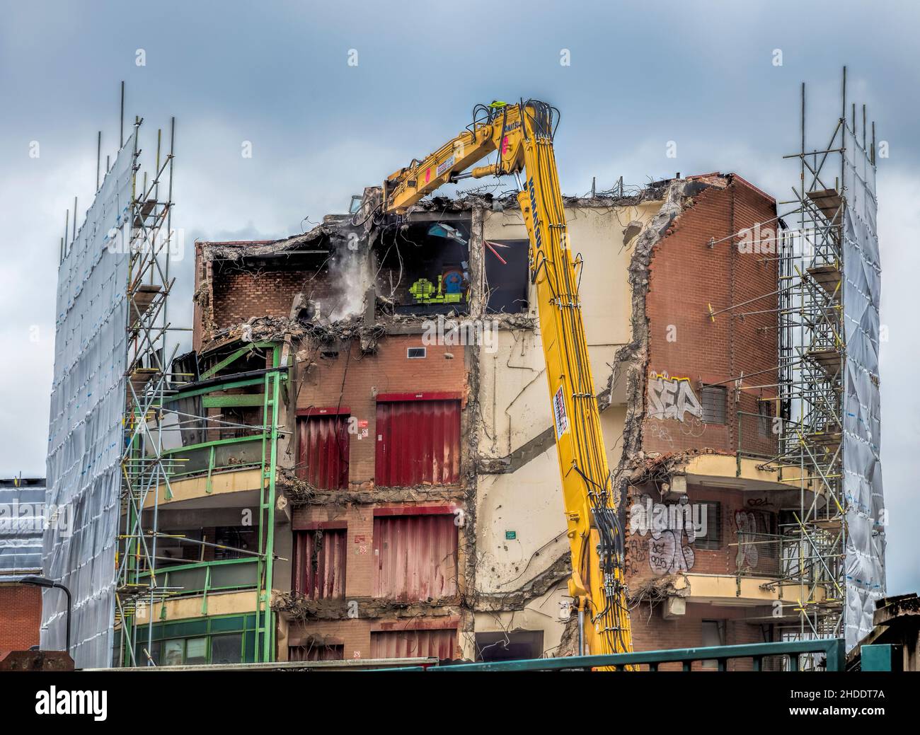 Demolition east hi-res stock photography and images - Alamy