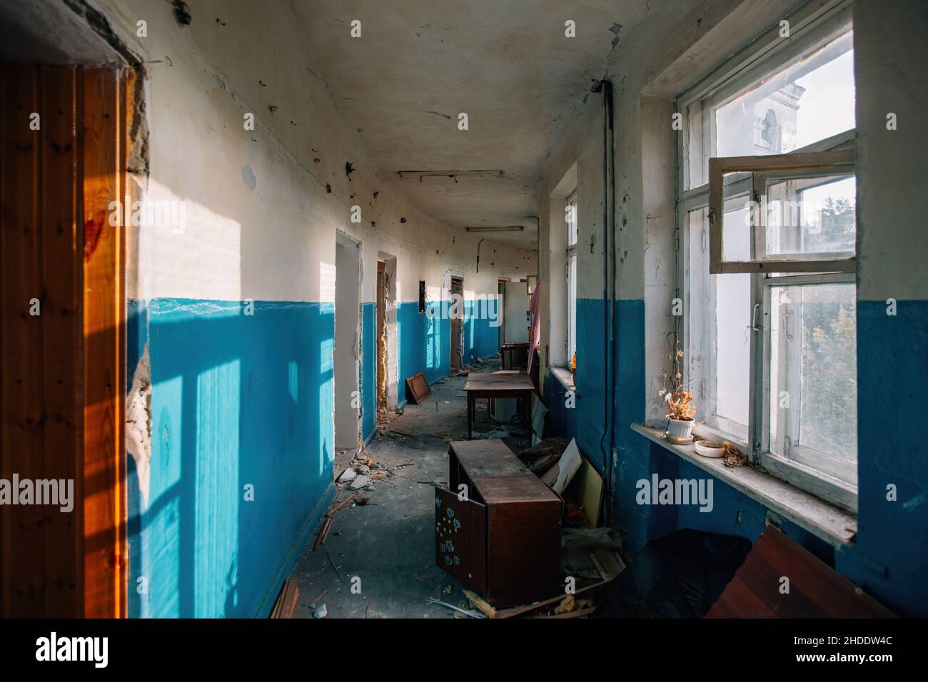 Dark dirty corridor of old abandoned building Stock Photo - Alamy
