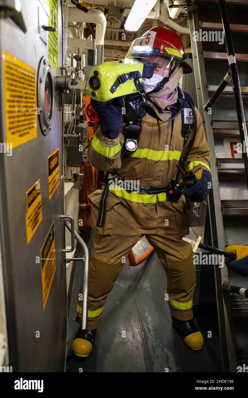 MEDITERRANEAN SEA (Jan. 4, 2022) Damage Controlman 3rd Class Dustin ...
