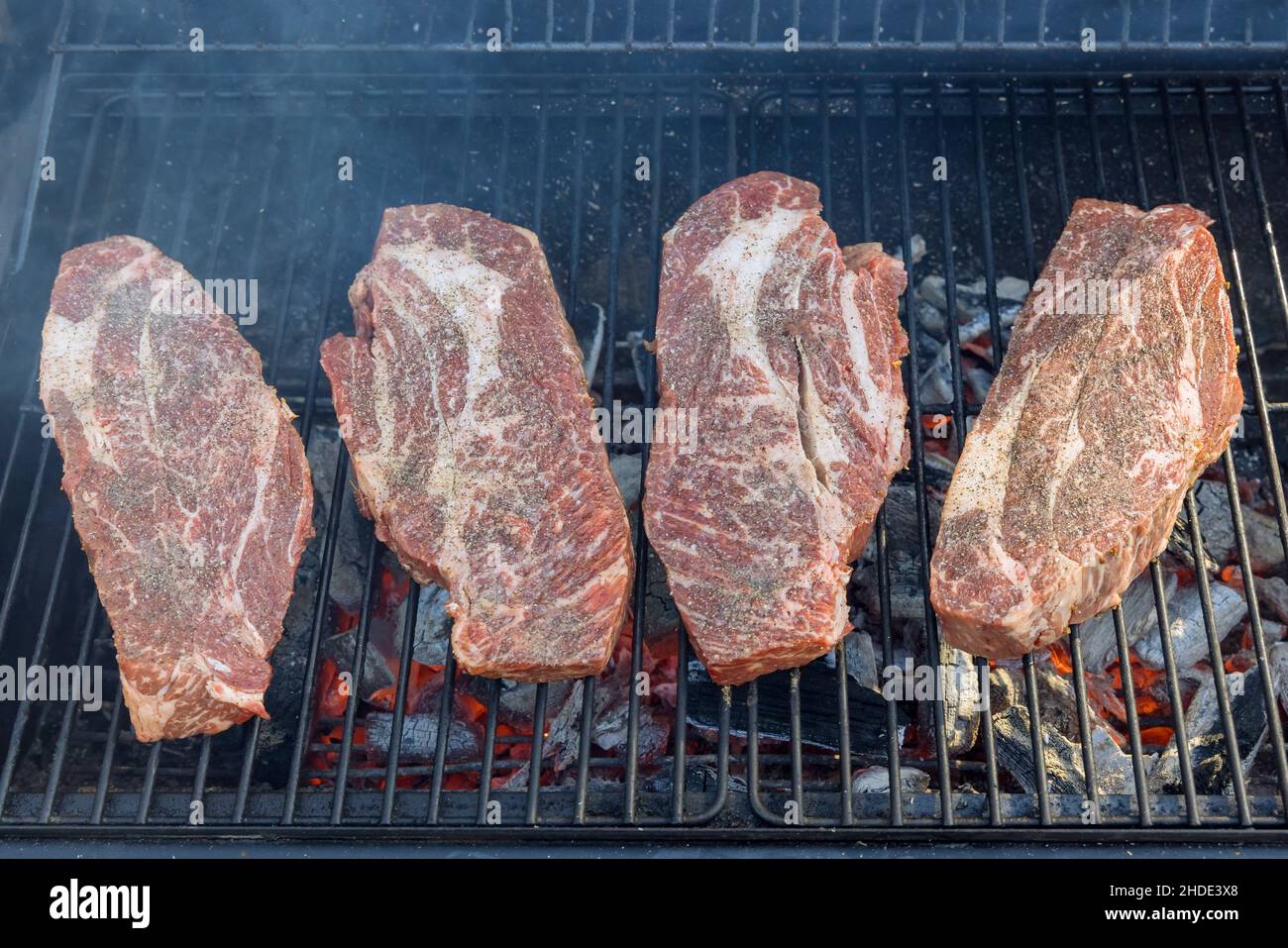 Tenderloins beef hi-res stock photography and images - Alamy