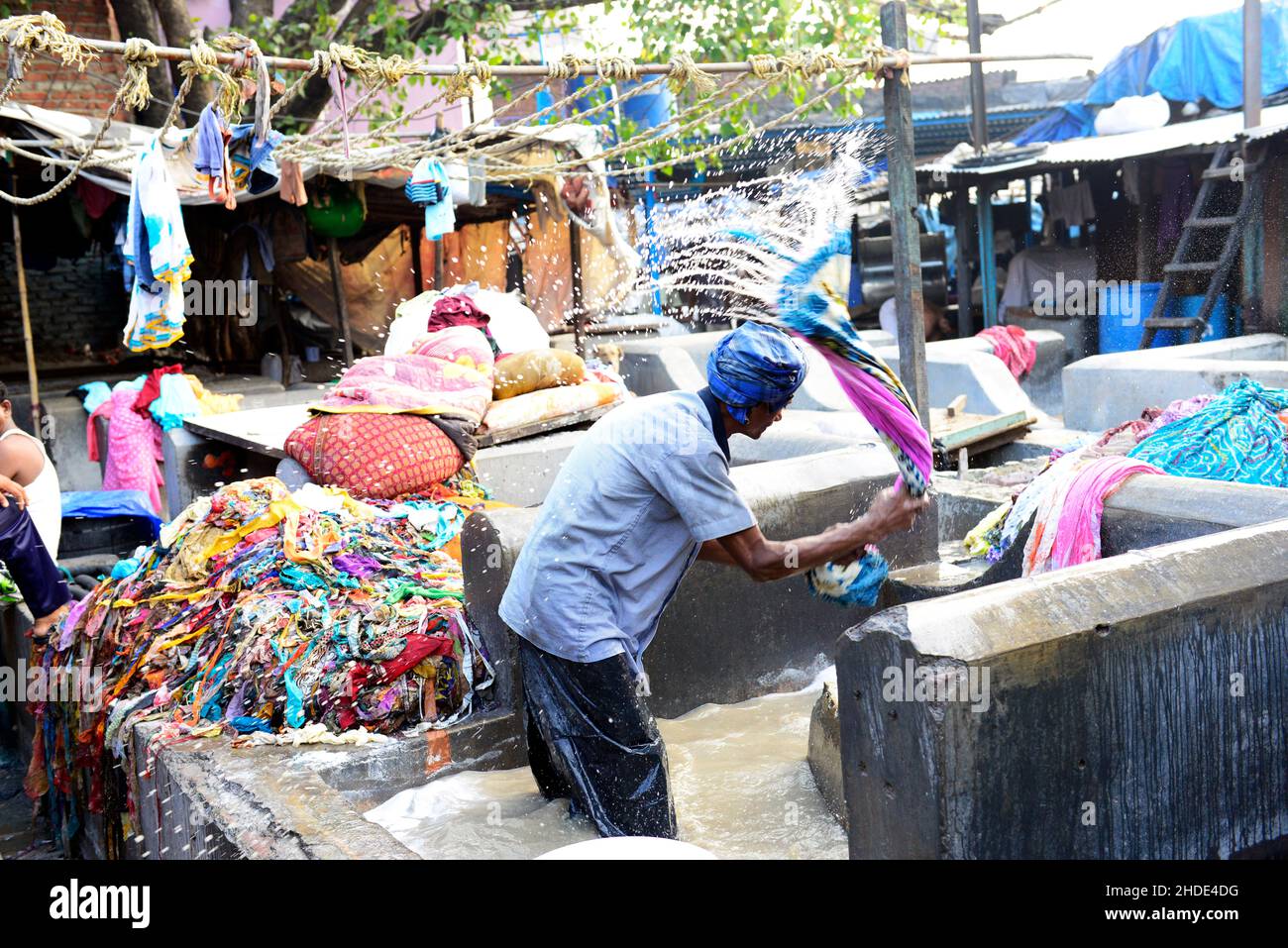 The open air laundry Saat Raasta Dhobi Ghat near Mahalaxmi Station in ...