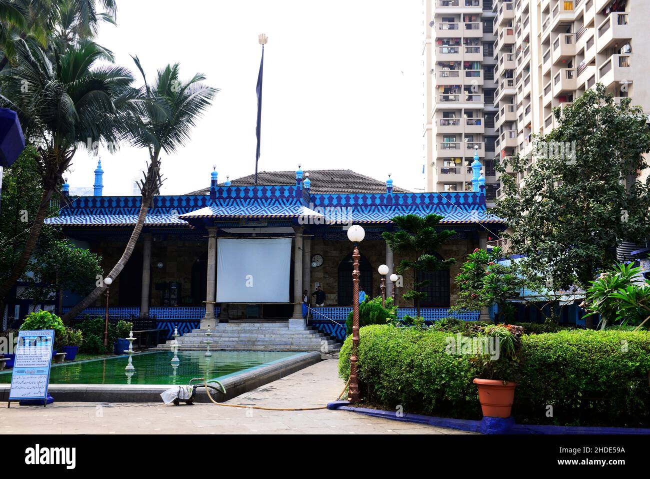 The Iranian mosque at Imamwada Bhendi Bazar in Mumbai, India Stock ...