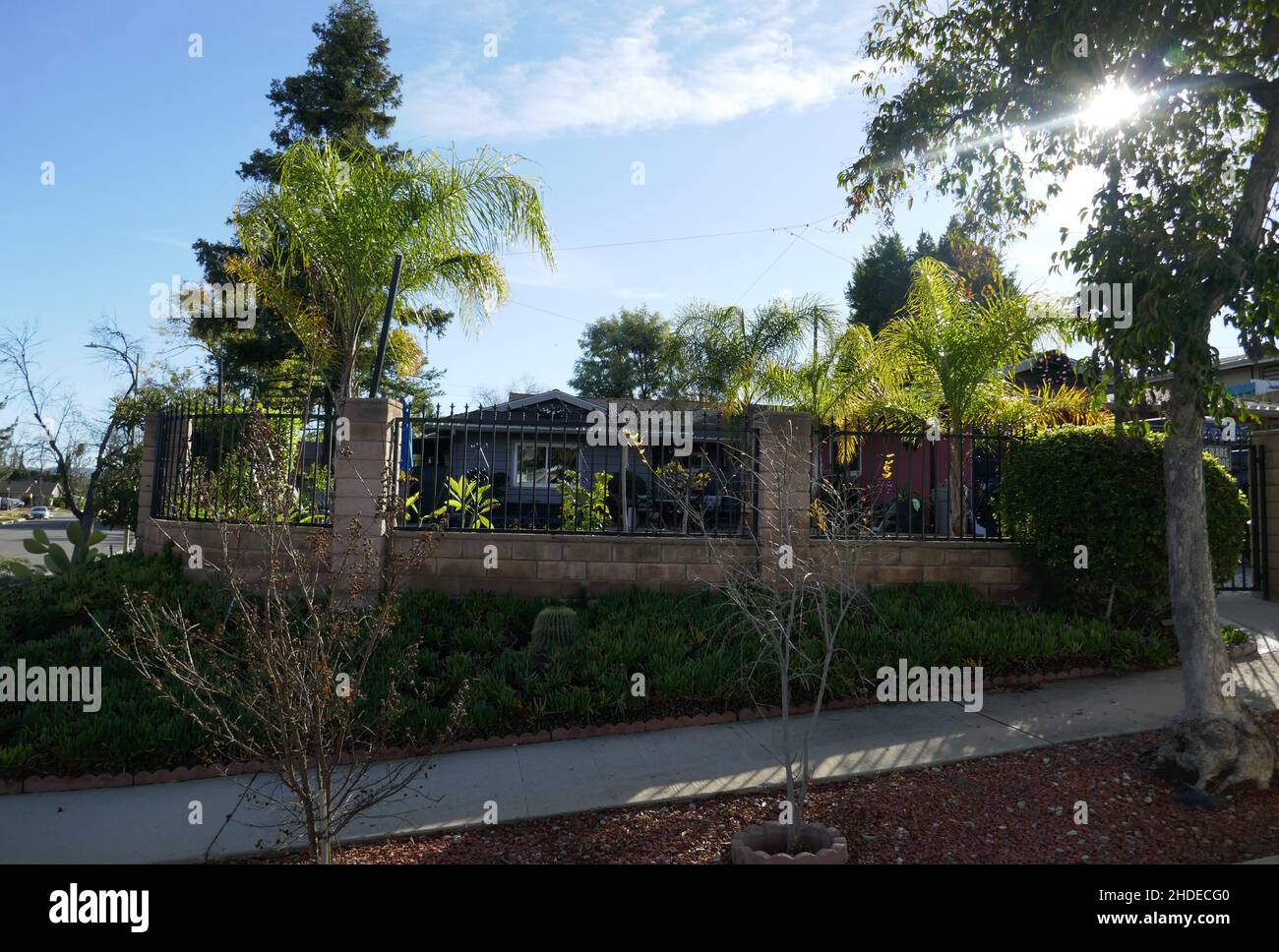 Barsi hi-res stock photography and images - Alamy