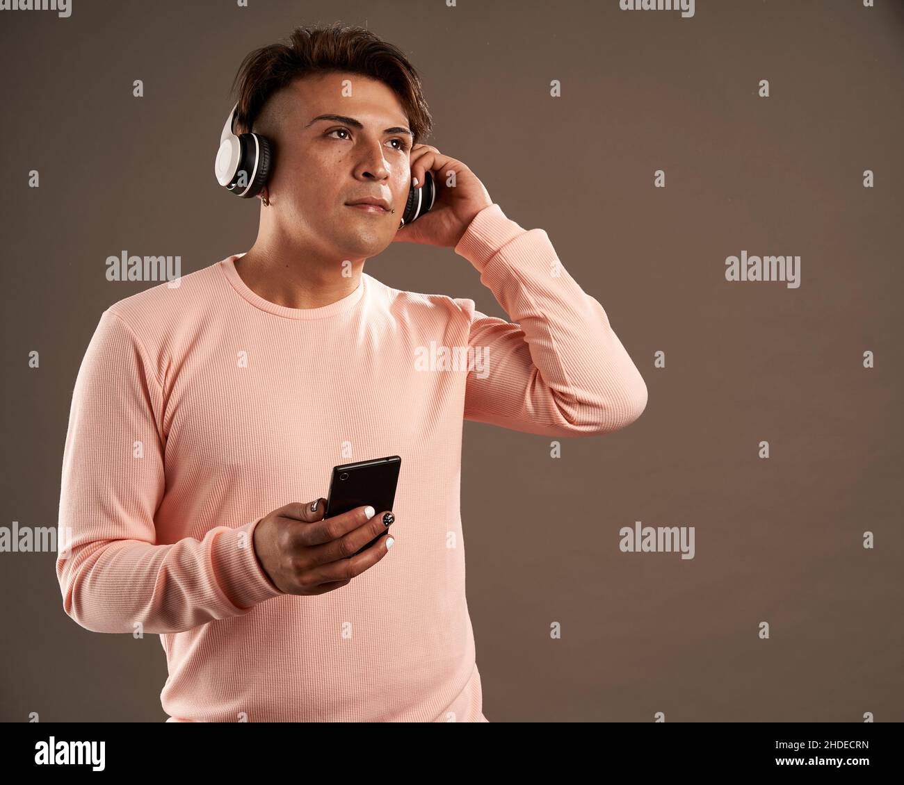 Standing communication student listening hi-res stock photography and ...